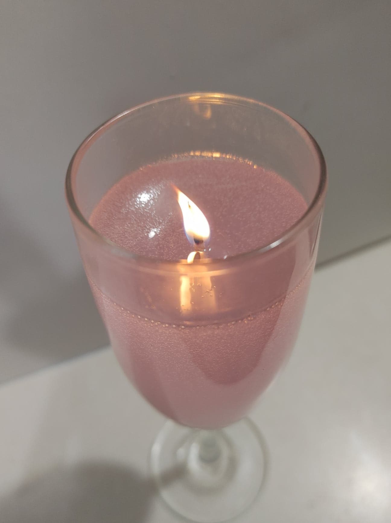Learn How To Make Gel Candles That Resemble A Glass Of Sparkling ...