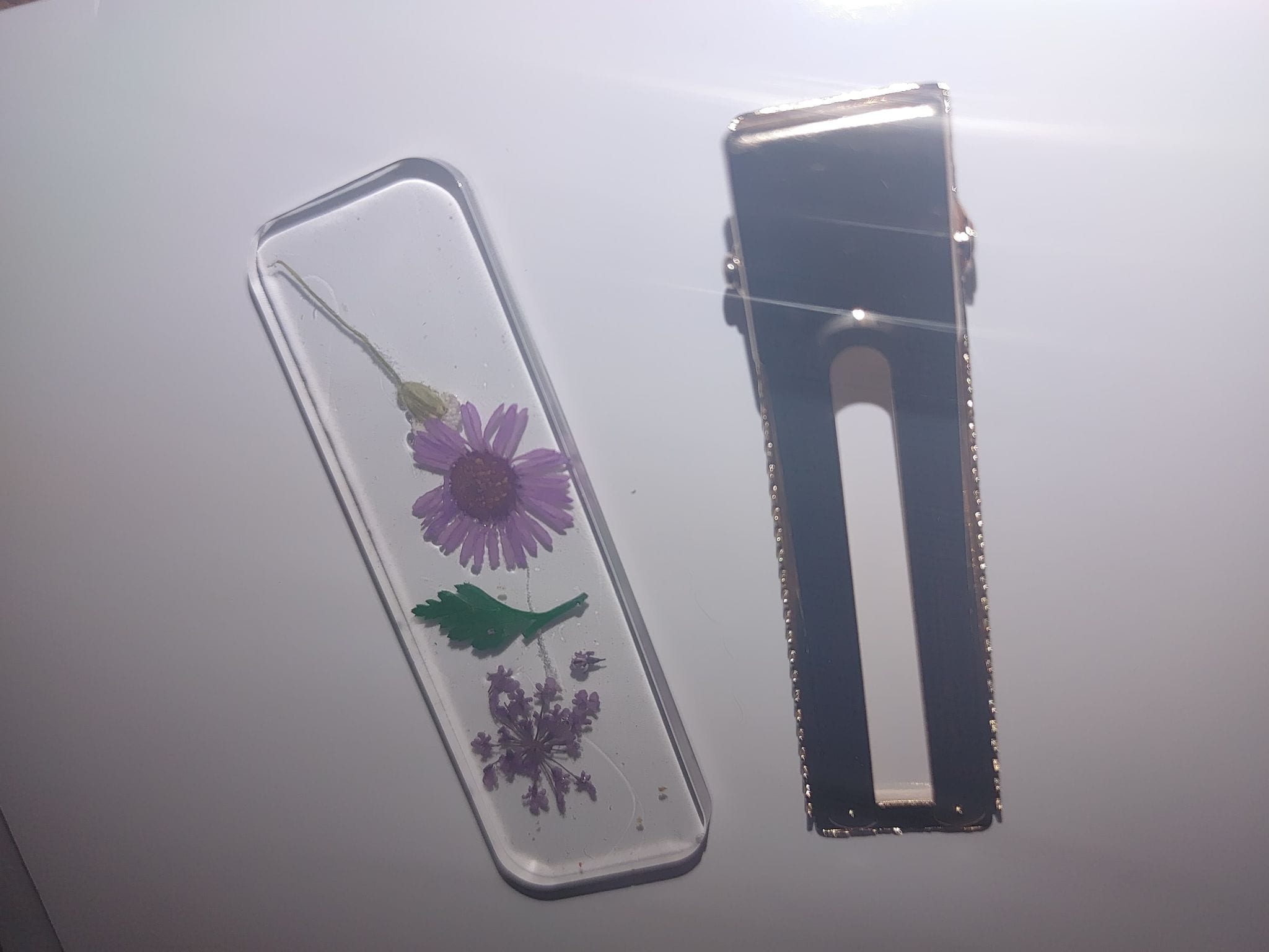 How To Make Your Own Cute Resin Hair Clips – Sincere Mommy